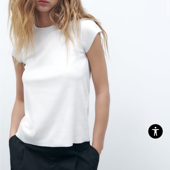Zara | Tops | Zara White Tshirt With Short Sleeves | Poshmark